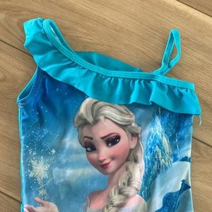 Disney | Swim | Euc Disney Girls Frozen Elsa One Piece Swimsuit Size 34 ...